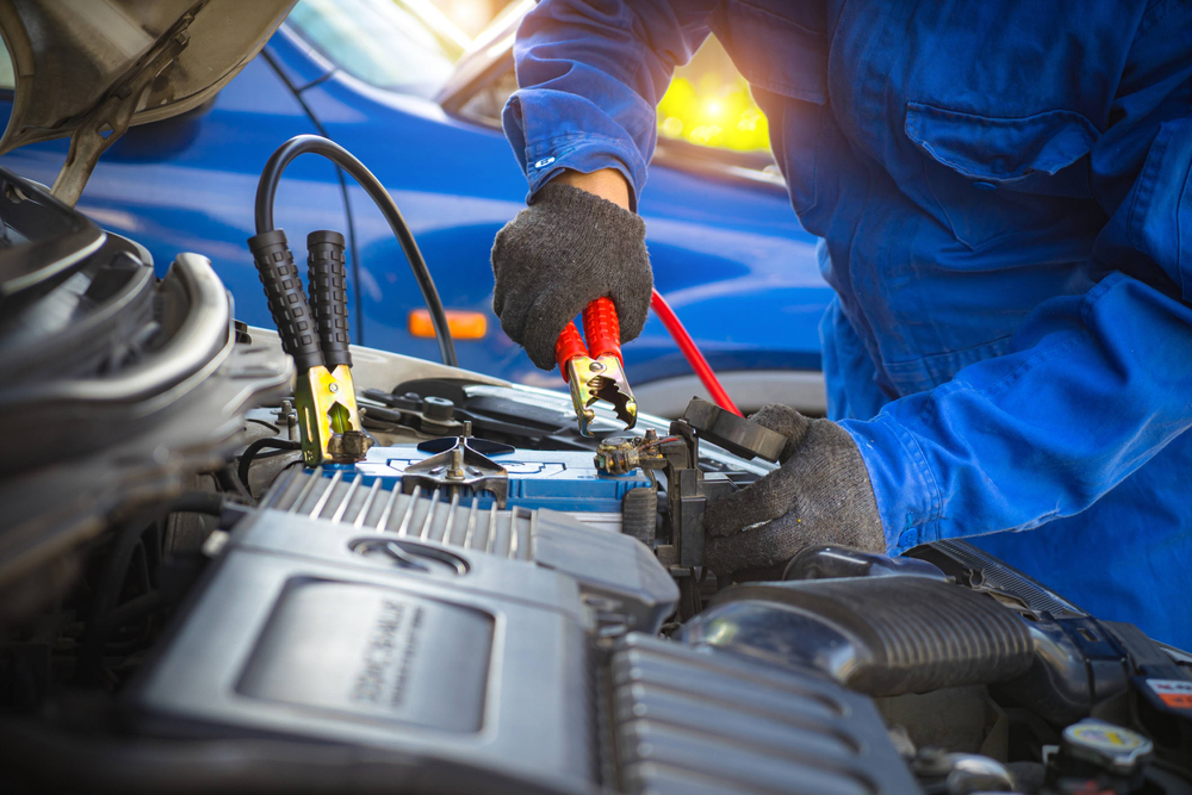Tipy, jak nastartovat auto přes kabely | Kooperativa pojišťovna